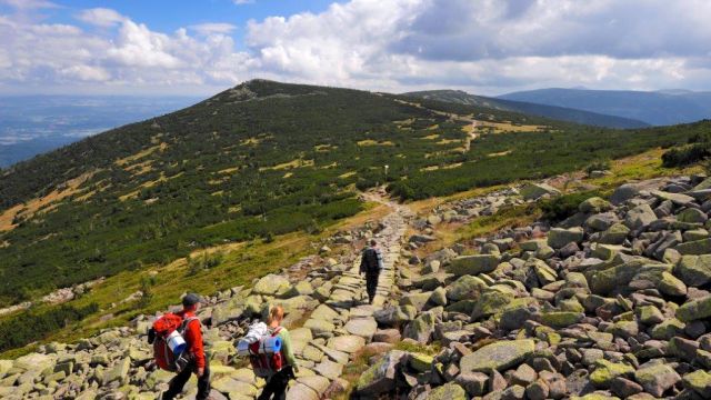 Naturreisen und Urlaub in der Natur für Familien mit Kindern Naturreisen und Urlaub in der Natur für Familien mit Kindern